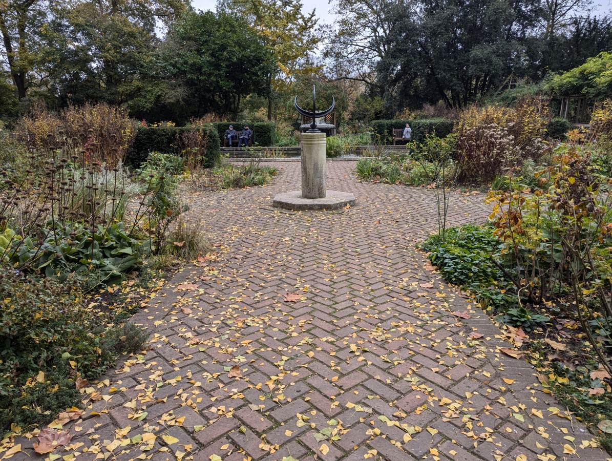 Battersea Park and Bandstand | AccessAble