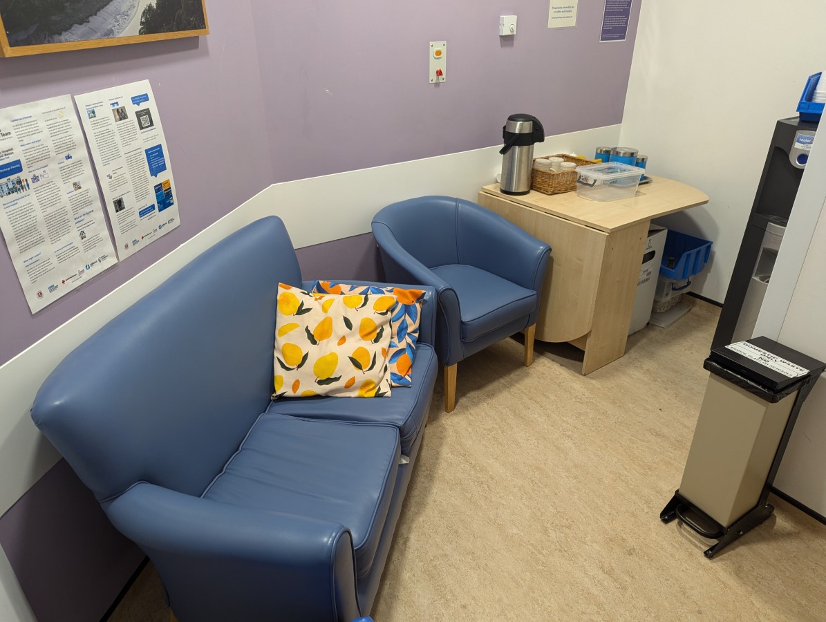 Ward A400 Acute Medicine Unit / Older Person's Assessment Unit | AccessAble