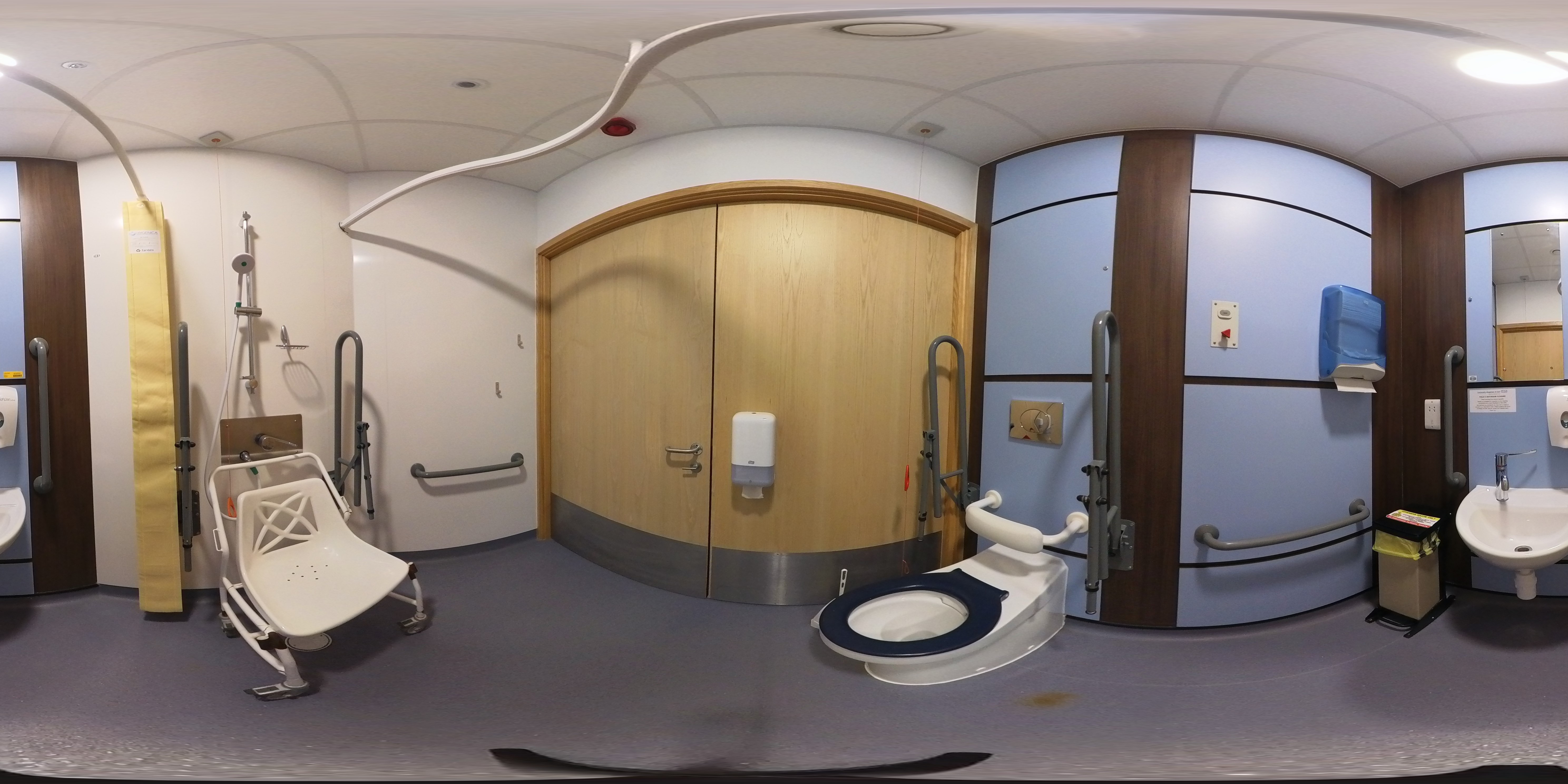 Ward A400 Acute Medicine Unit / Older Person's Assessment Unit | AccessAble