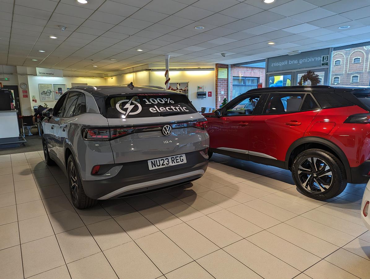 Arnold Clark Greenock East Hamilton Street | AccessAble