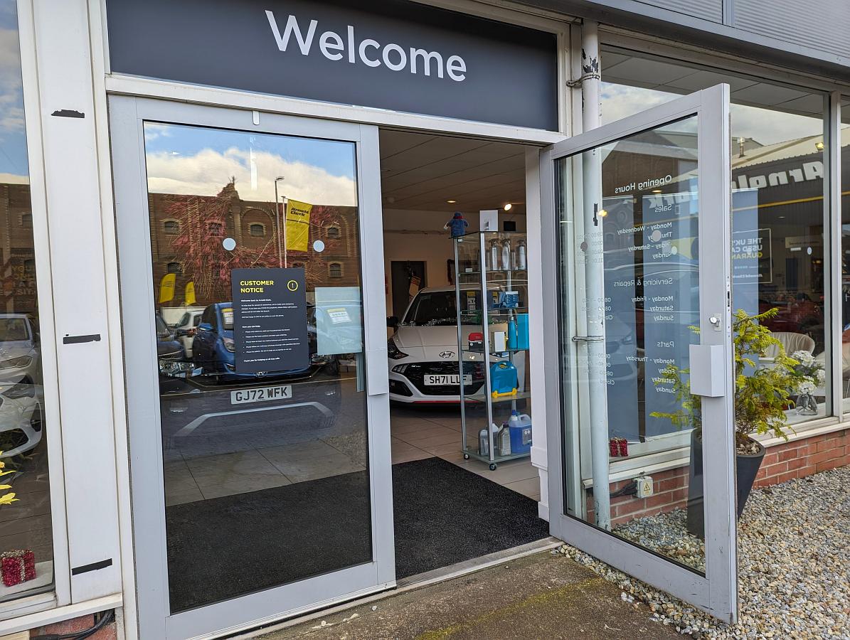Arnold Clark Greenock East Hamilton Street | AccessAble