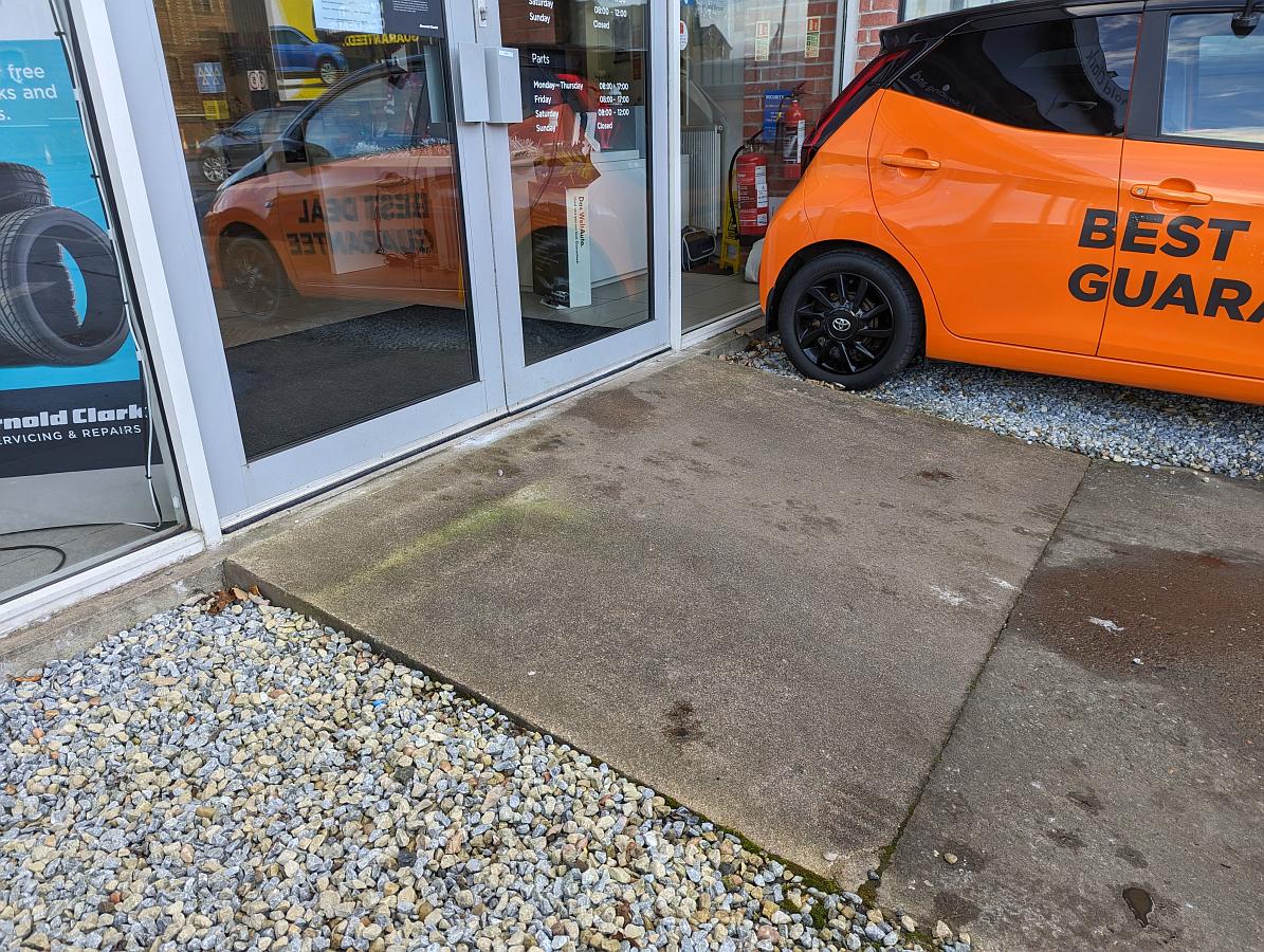 Arnold Clark Greenock East Hamilton Street | AccessAble