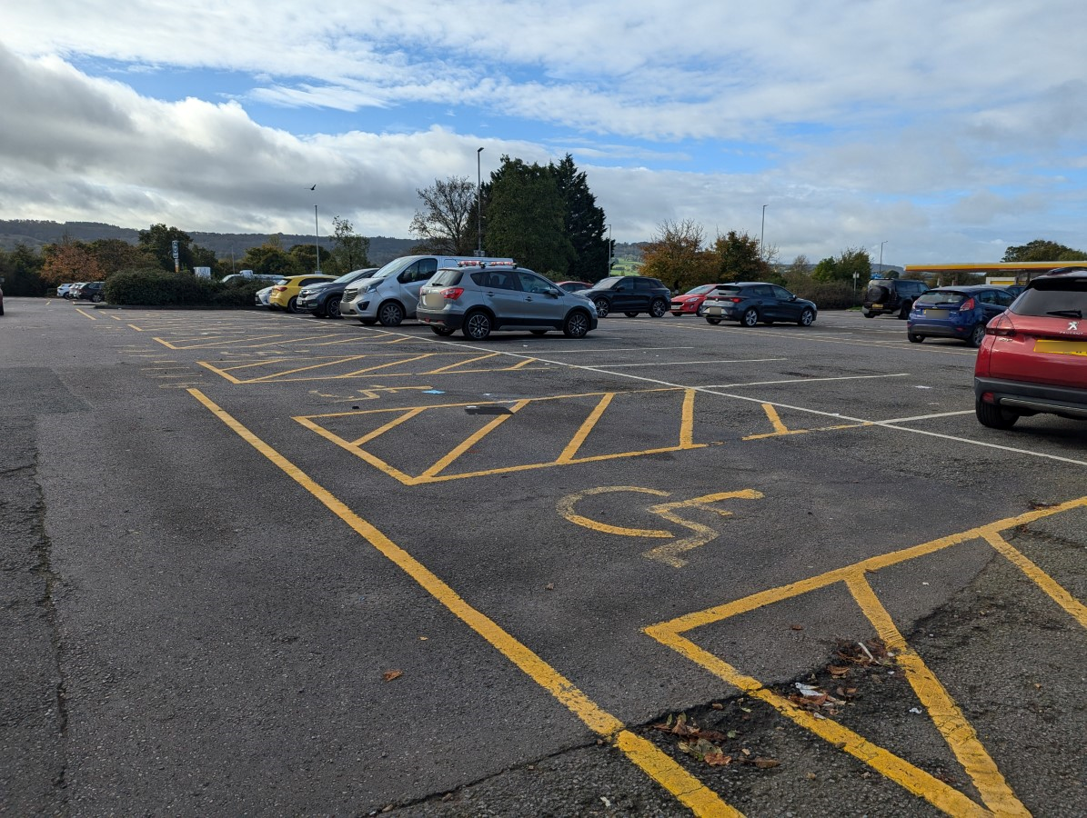 M5 - Taunton Deane Services - Southbound - Roadchef | AccessAble