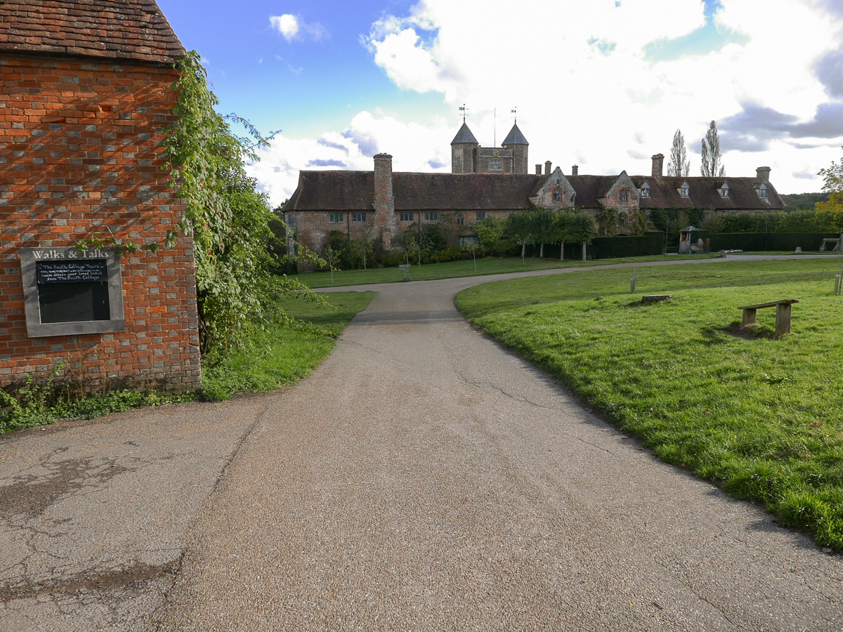 Sissinghurst Castle and Gardens - Estate | AccessAble