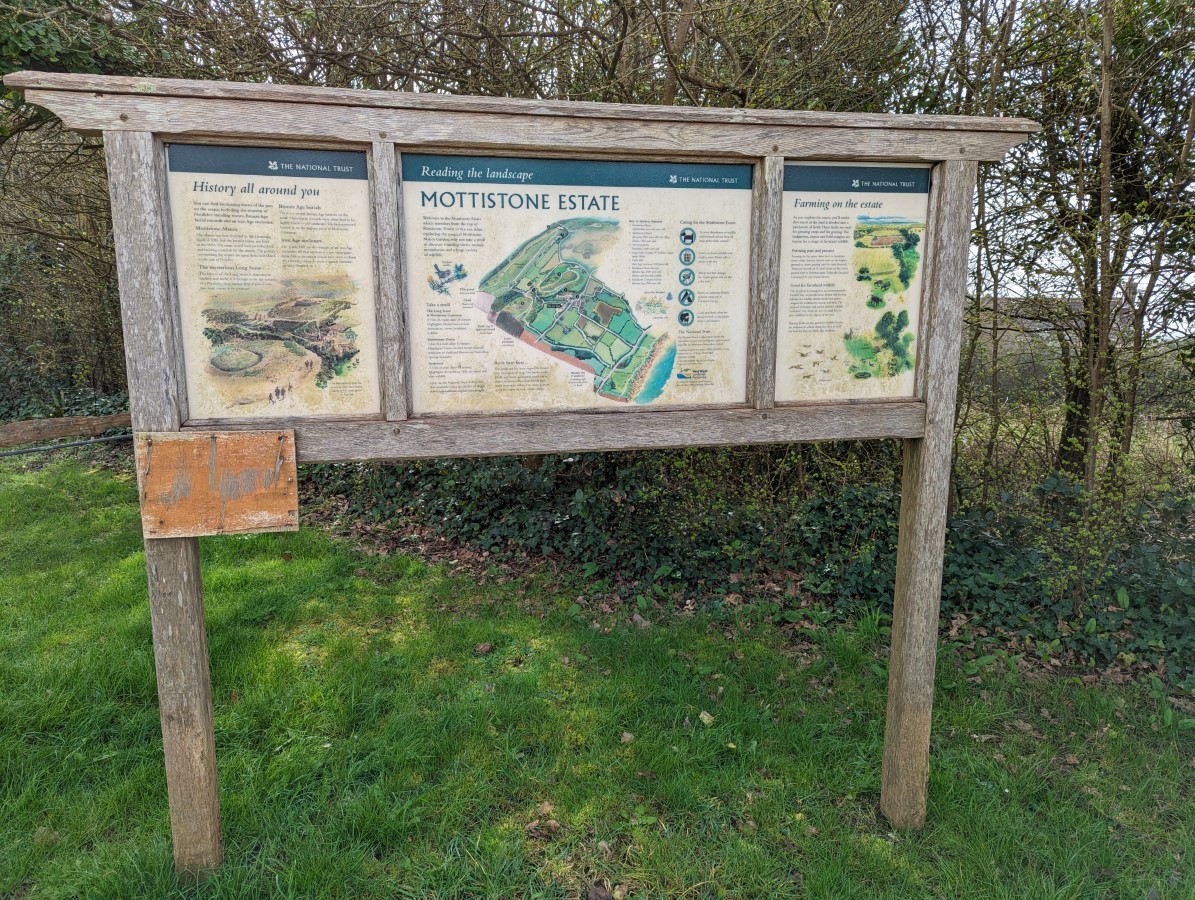Mottistone Gardens and Estate - Parking and Arrival | AccessAble