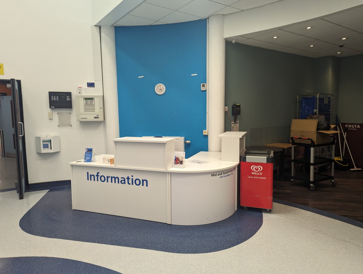 Southend University Hospital - Entrances | AccessAble