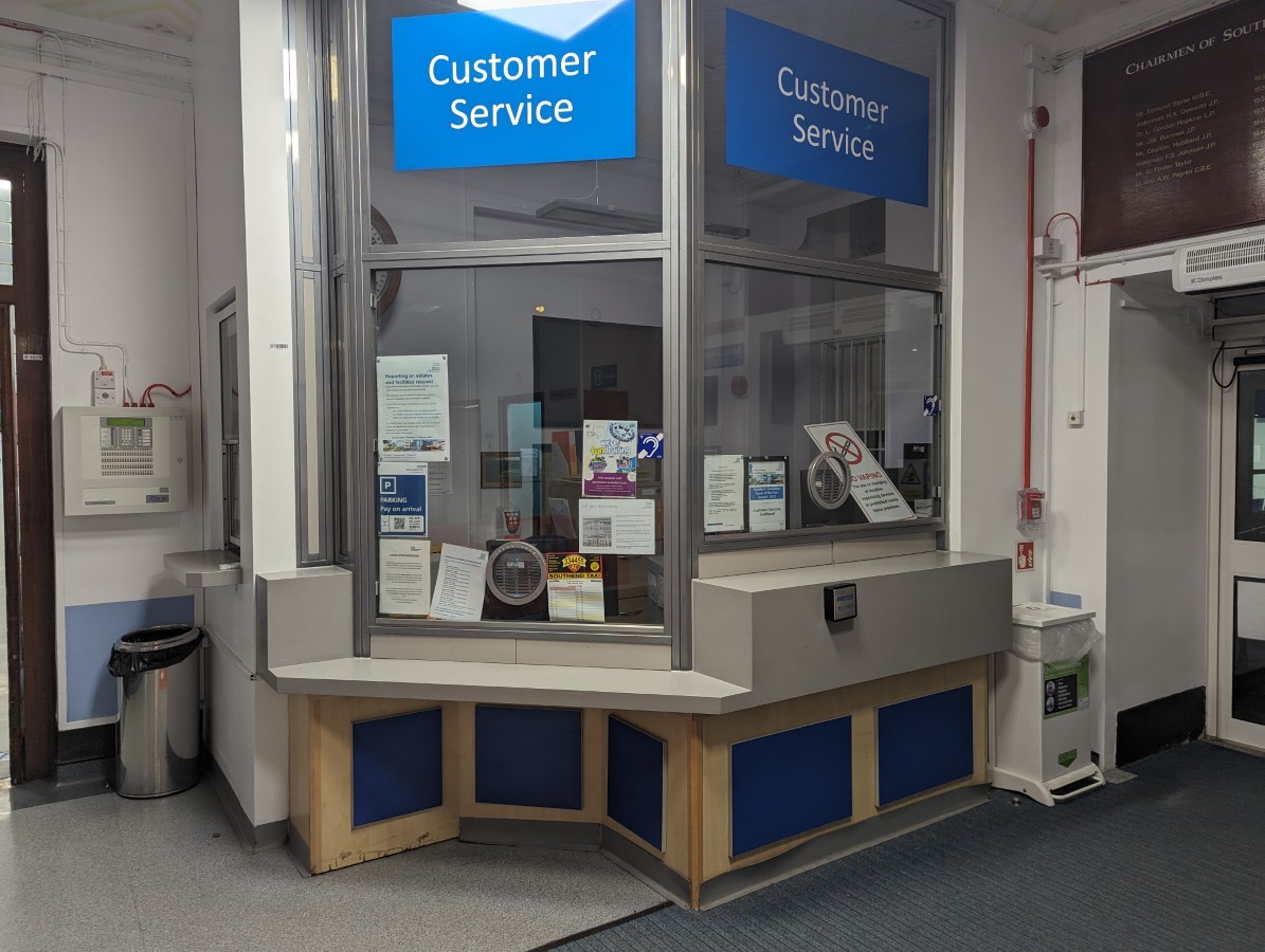 Southend University Hospital - Entrances | AccessAble