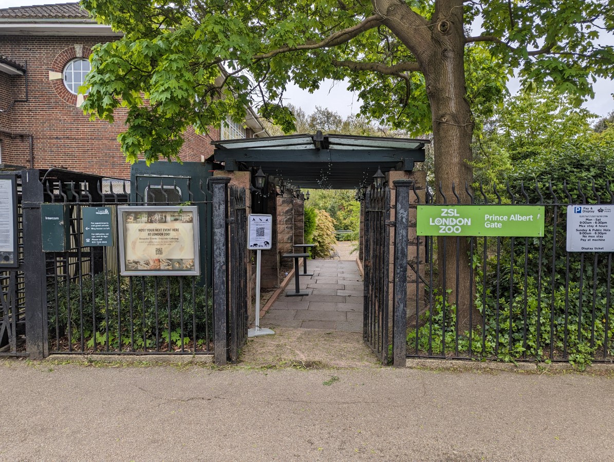 London Zoo - Parking and Entrances | AccessAble