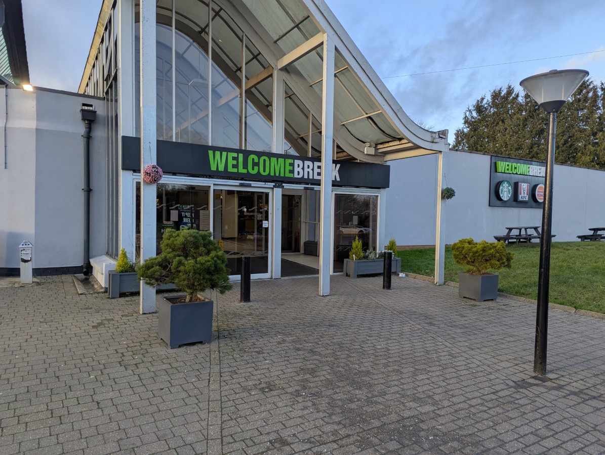 M4 - Membury Services - Westbound - Welcome Break | AccessAble