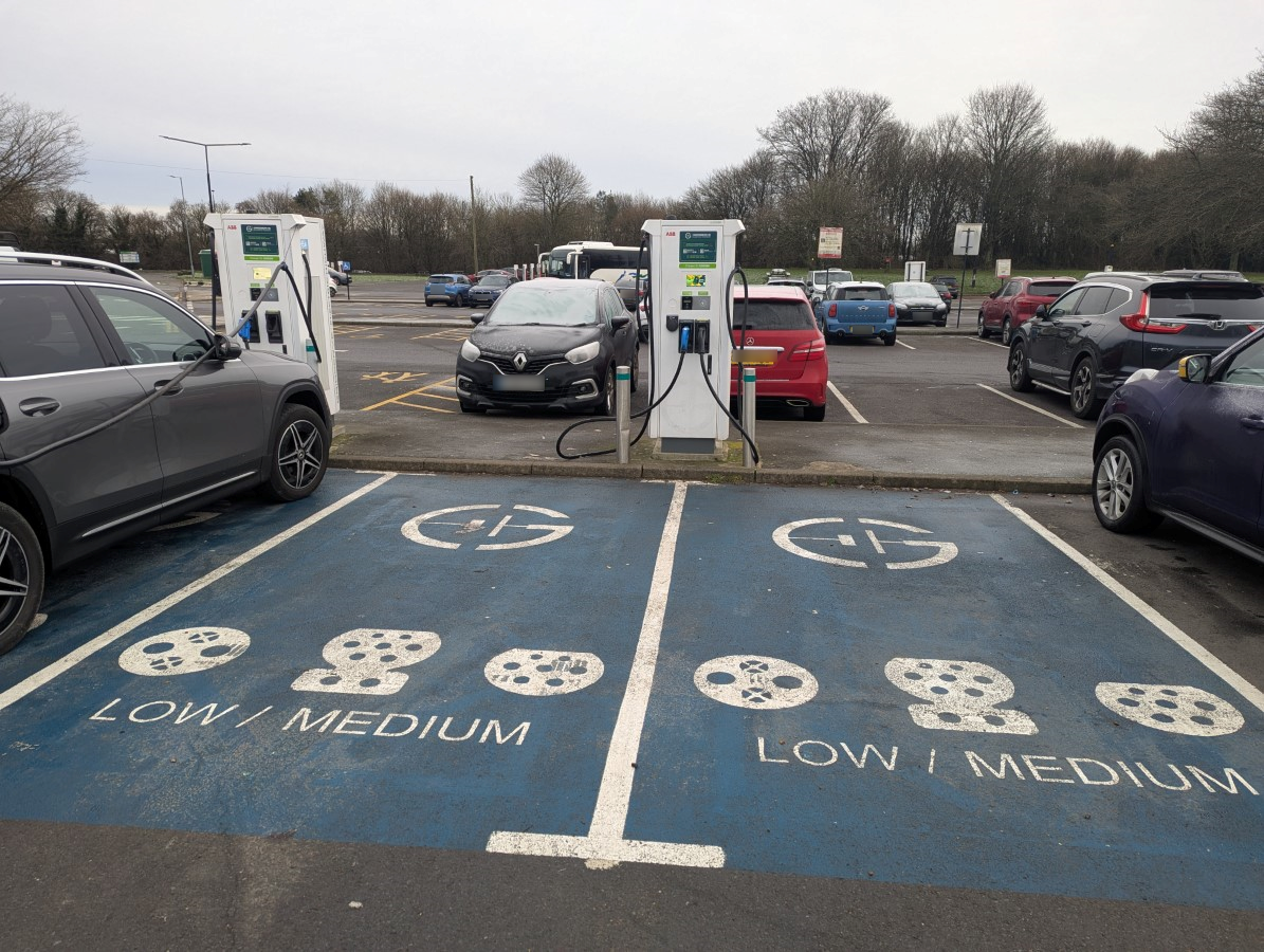 M4 - Membury Services - Westbound - Welcome Break | AccessAble