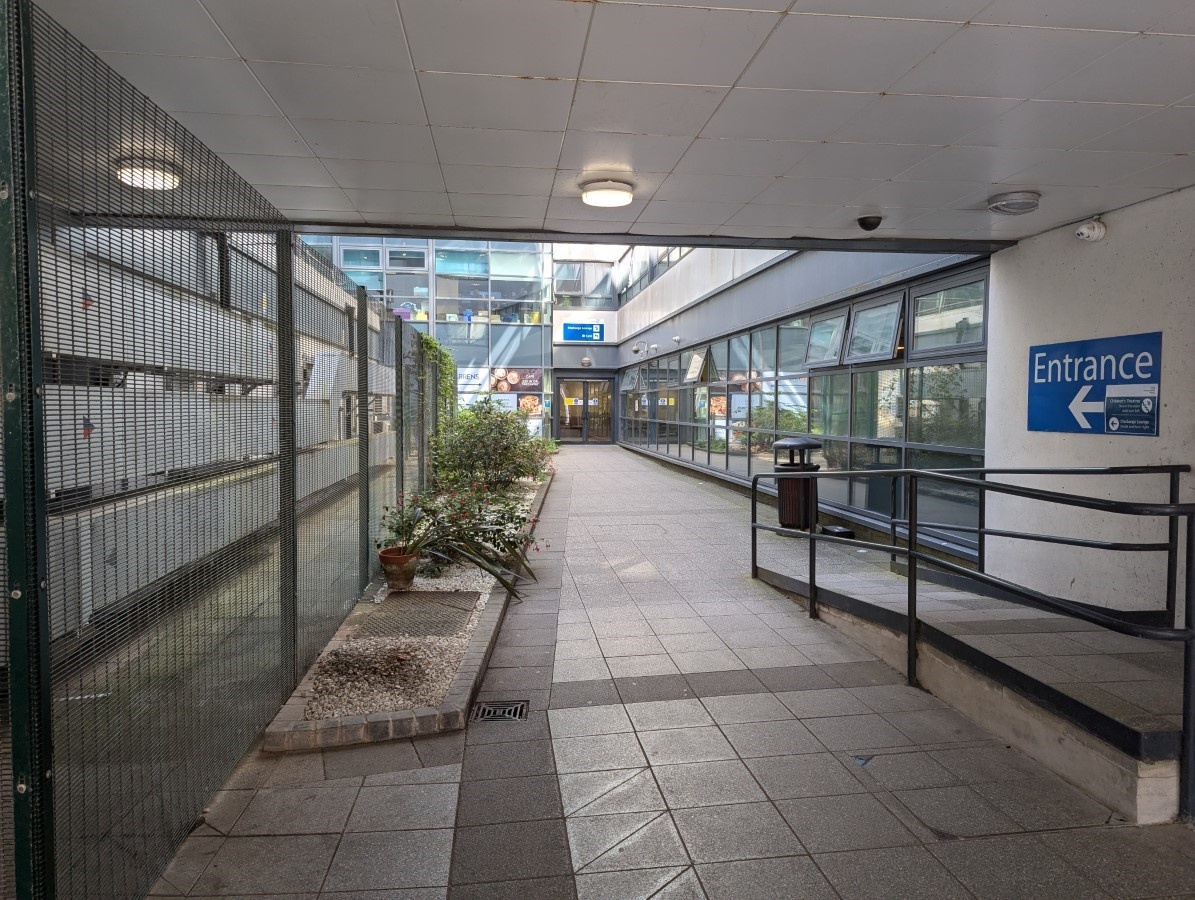 Derriford Hospital - Hospital Entrances | AccessAble
