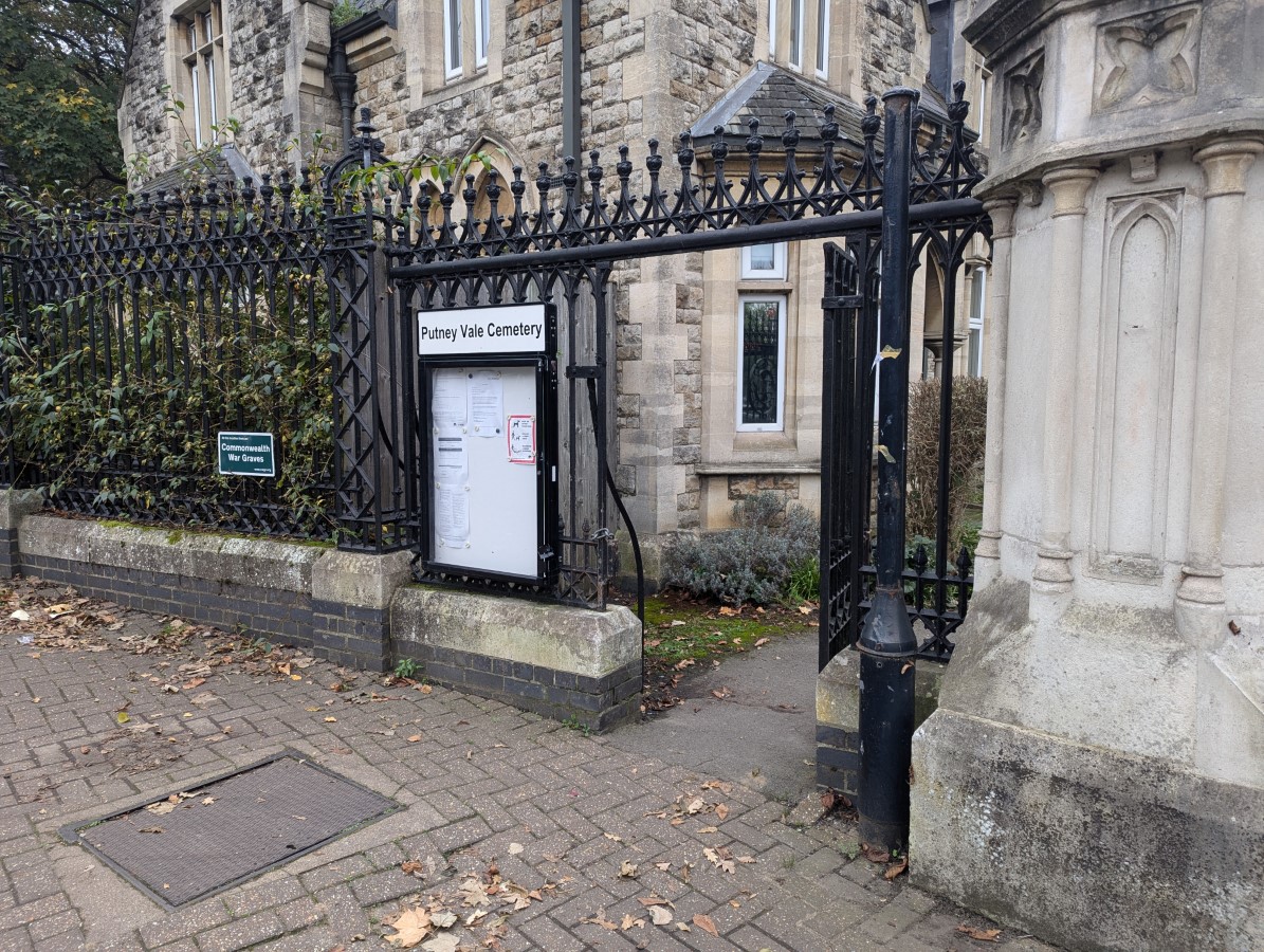 Putney Vale Cemetery and Crematorium | AccessAble