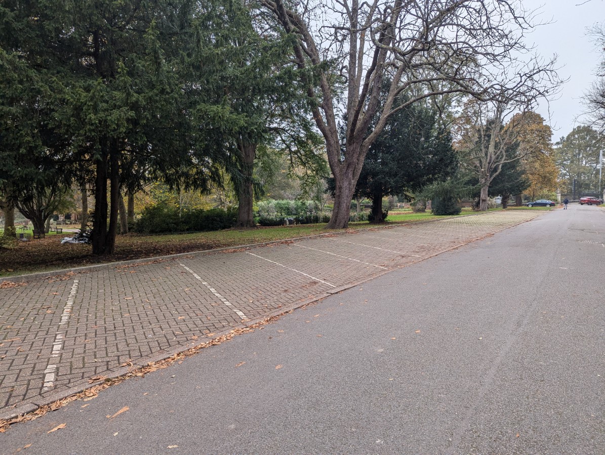 Putney Vale Cemetery and Crematorium | AccessAble