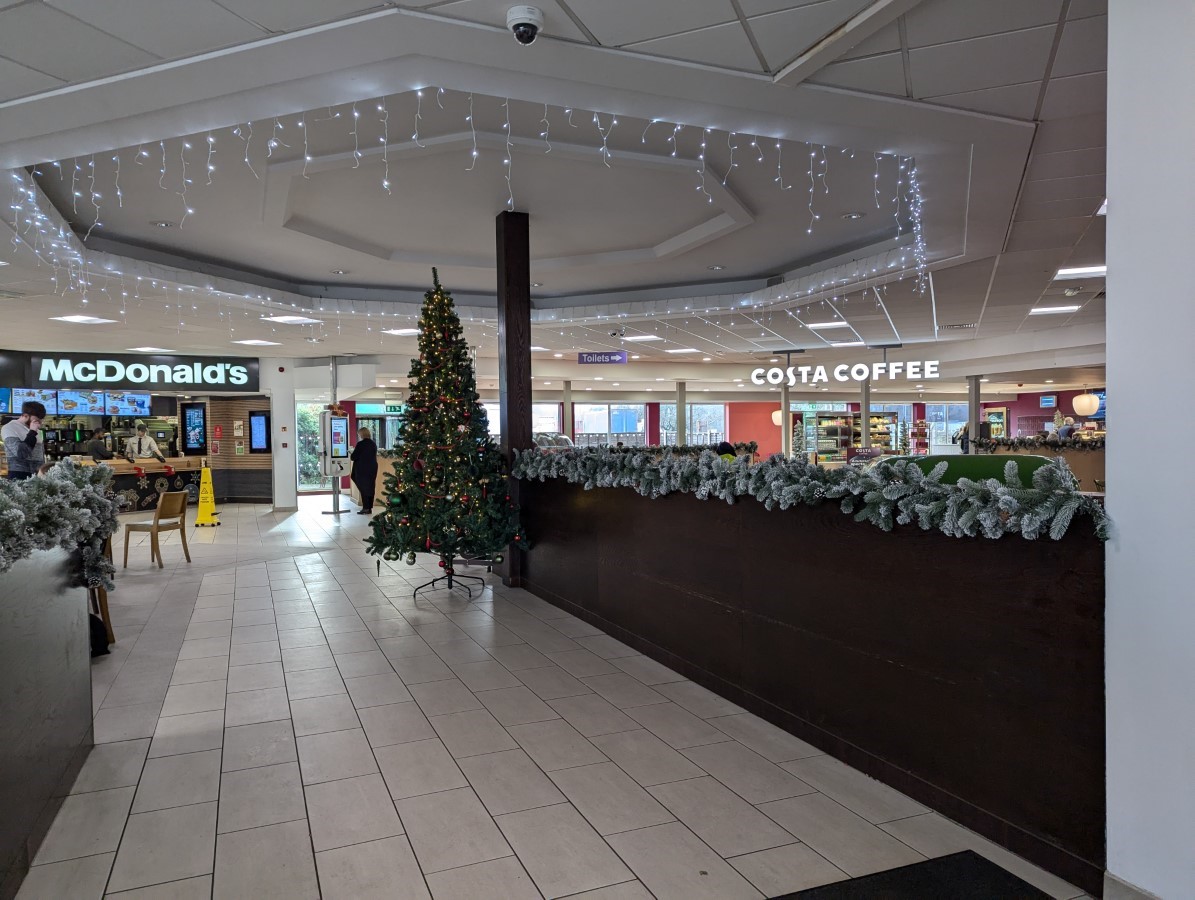 M6 - Sandbach Services - Southbound - Roadchef | AccessAble