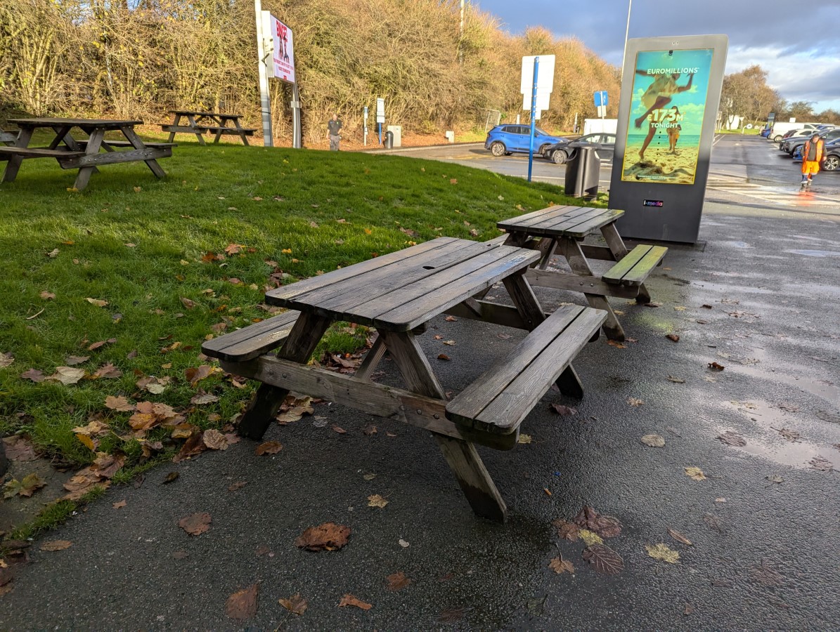 M62 - Birch Services - Westbound - Moto | AccessAble