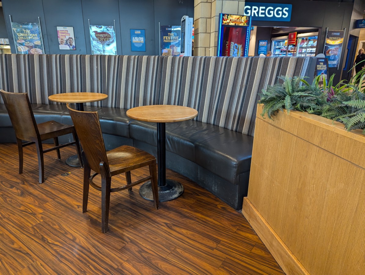 M62 - Birch Services - Westbound - Moto | AccessAble