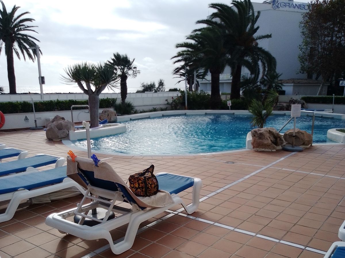 Levante Park Hotel - Swimming Pools | AccessAble
