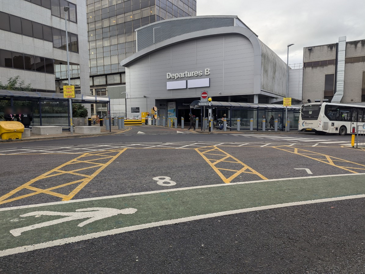 Terminal 1 - Pick Up/Drop Off, Short Stay and Mid Stay | AccessAble