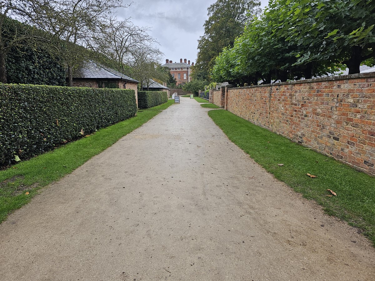 Beningbrough Hall - Hall and Gallery | AccessAble