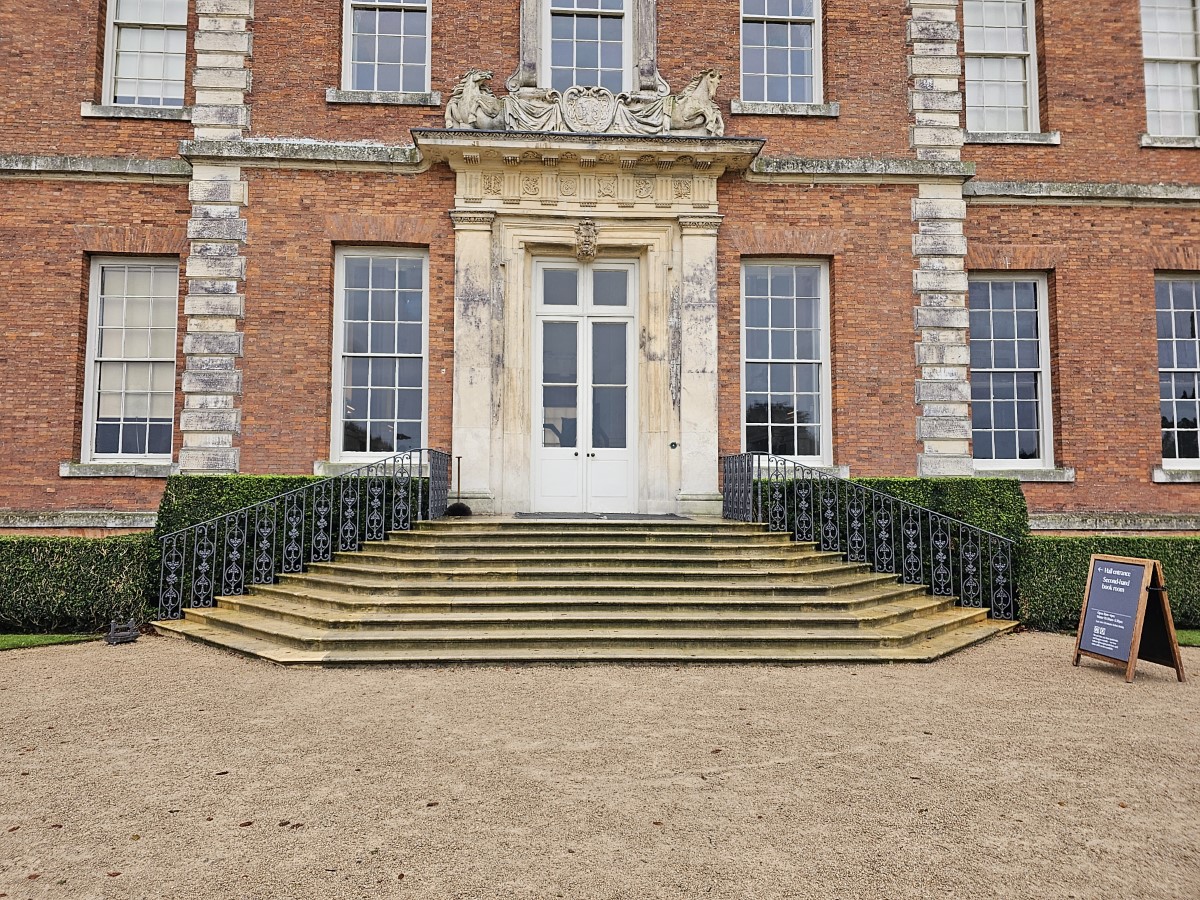 Beningbrough Hall - Hall and Gallery | AccessAble