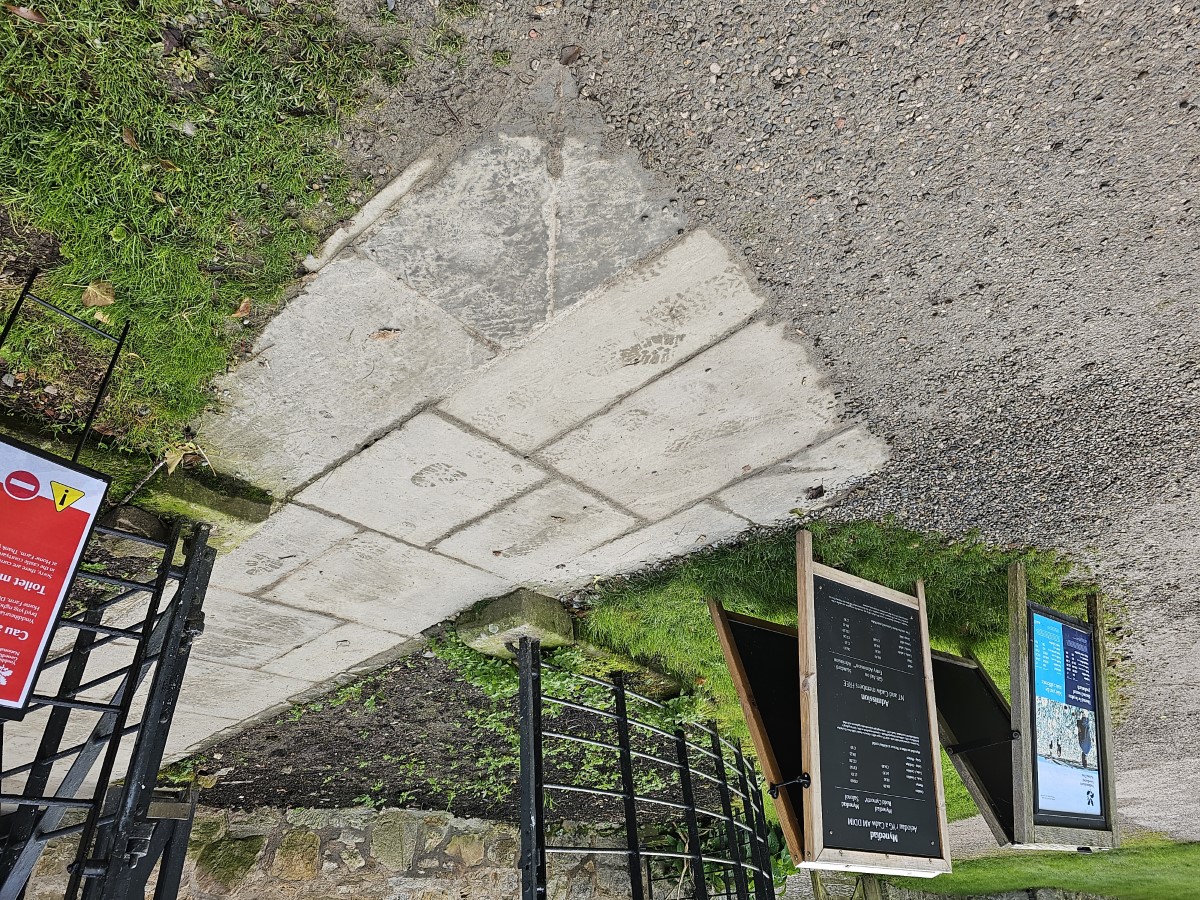 Chirk Castle - Parking and Arrival | AccessAble