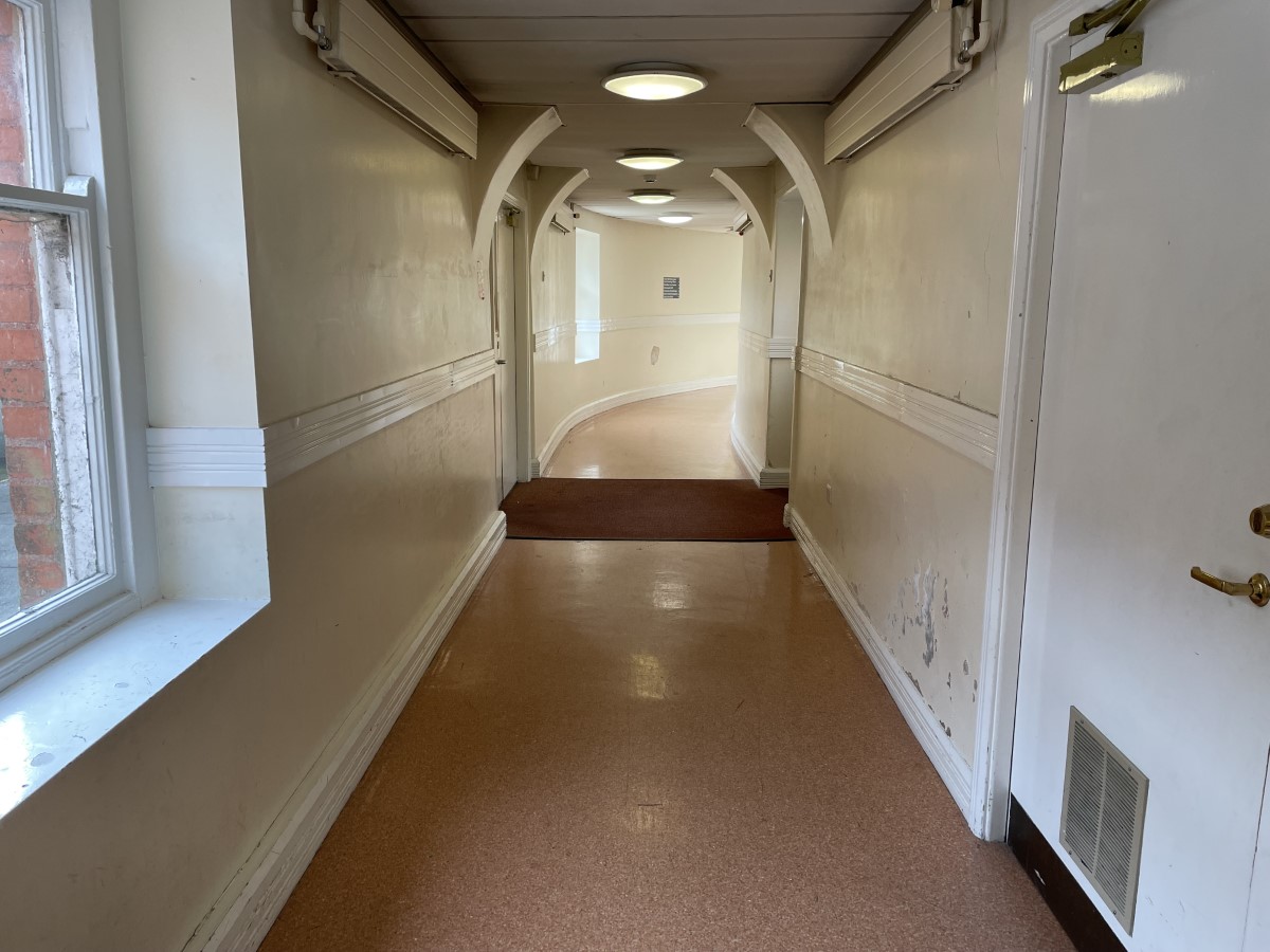 Getting To and Getting Around at Downshire Hospital | AccessAble