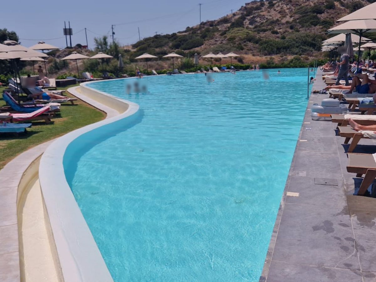 TUI BLUE Atlantica Belvedere Resort - Swimming Pools | AccessAble
