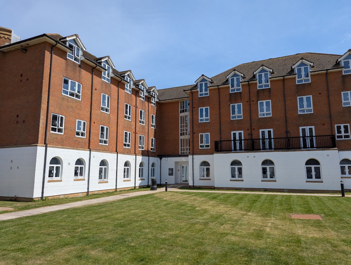 Langstone East Accommodation | AccessAble