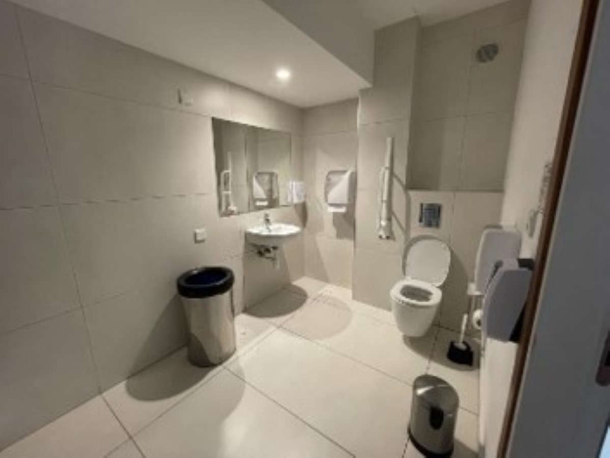TUI BLUE Atlantica Aeneas Resort - Toilets with adaptations for ...