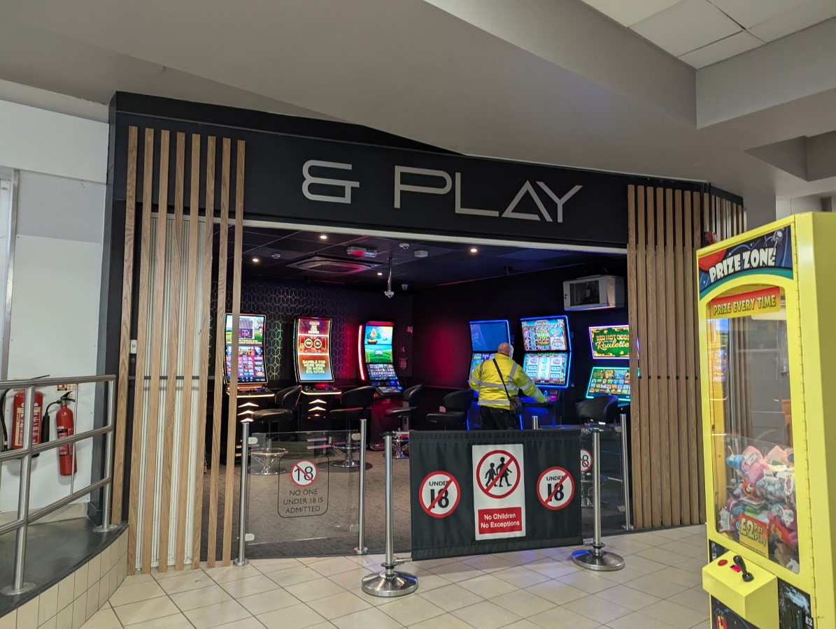 &Play - M1 - Trowell Services - Northbound - Moto | AccessAble