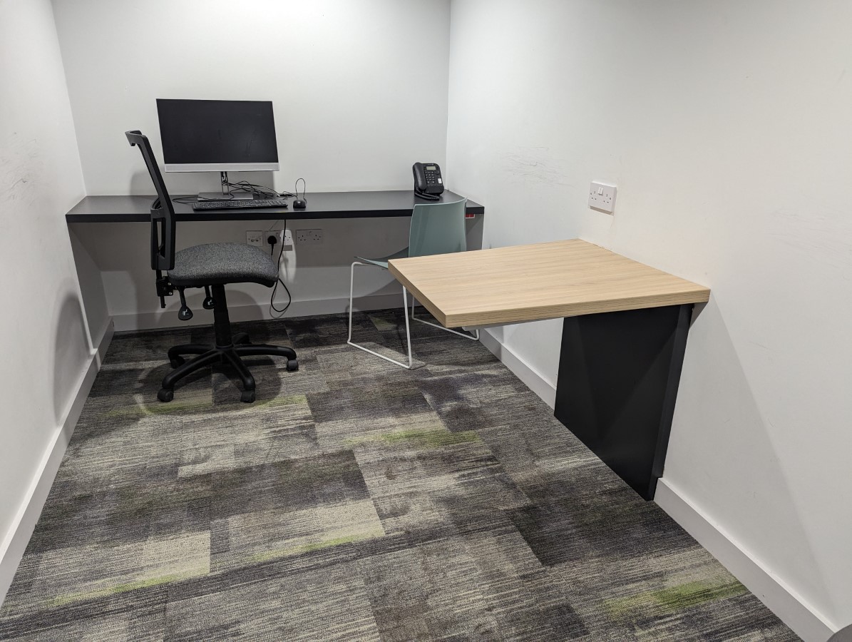 F6 - Appointment Room 6 - Open Access Study | AccessAble