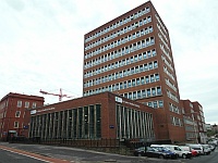 St Georges - Sir Robert Hadfield Building | AccessAble