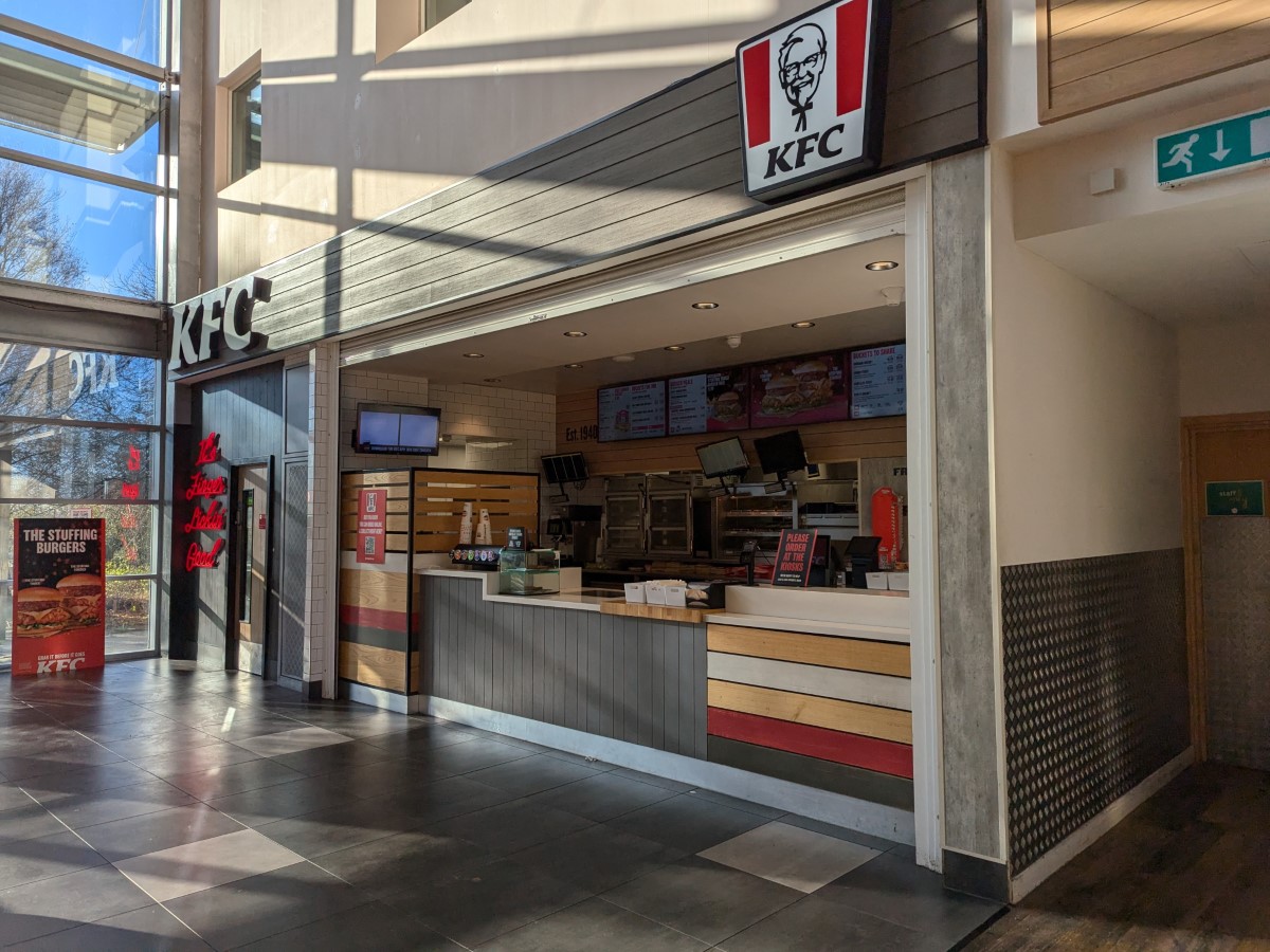 KFC - M1 - Donington Park Services - Moto | AccessAble