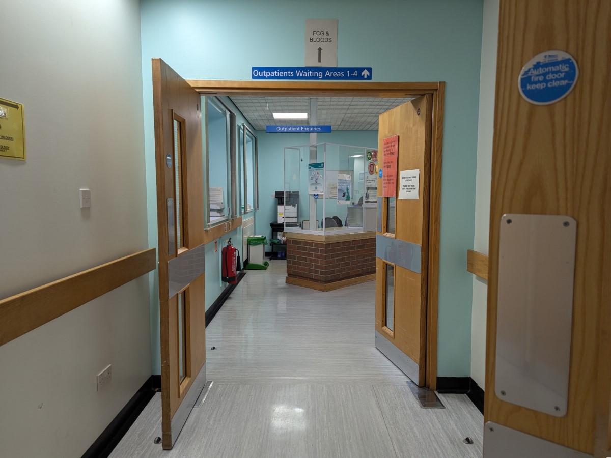 Outpatients Waiting Areas 1 to 4 | AccessAble
