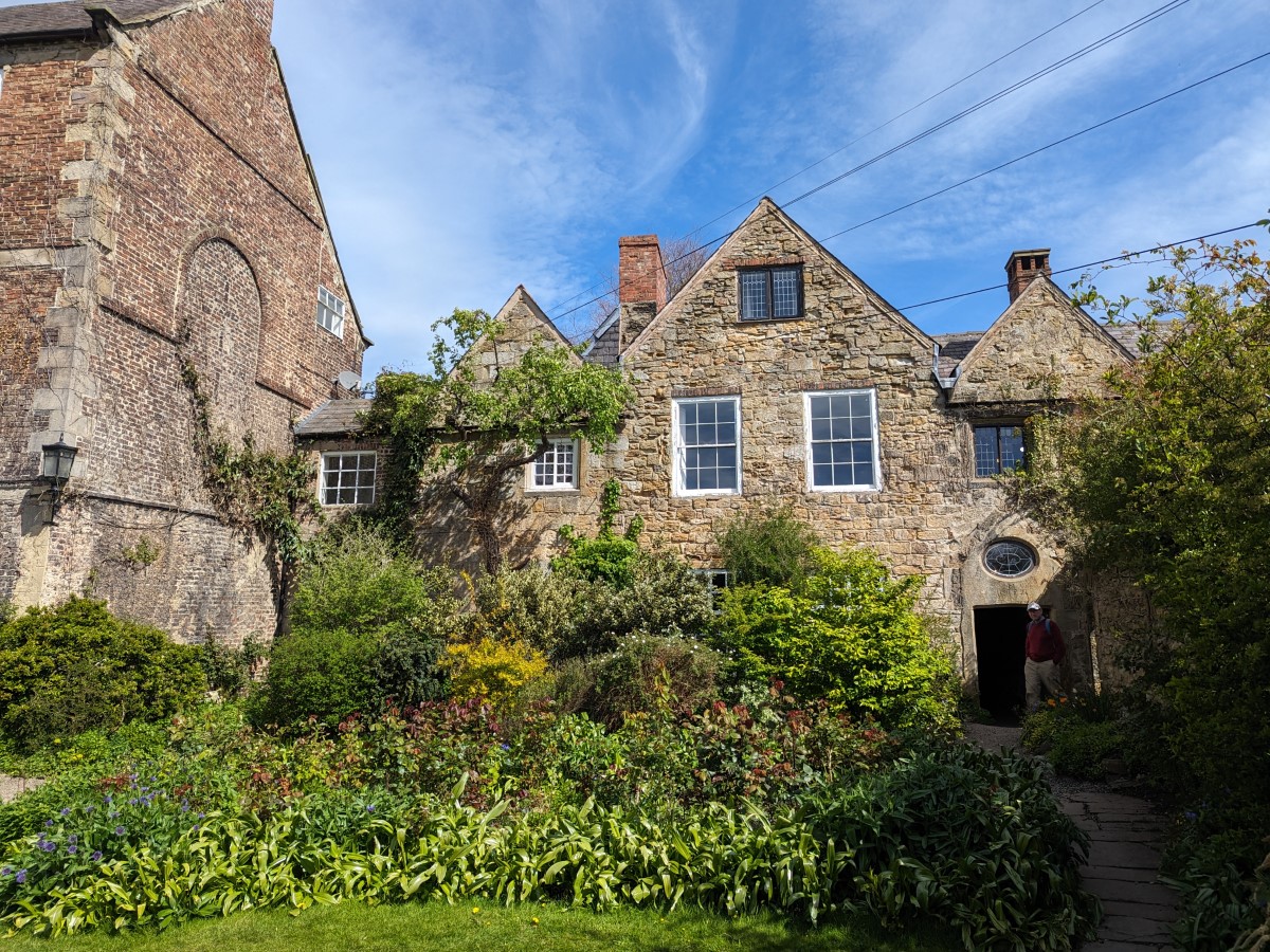 Crook Hall Gardens - Medieval Hall | AccessAble