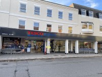 Tesco Salisbury Metro | AccessAble