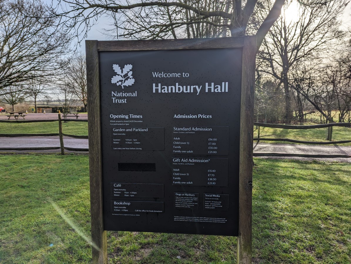 Hanbury Hall - Parking and Arrival | AccessAble