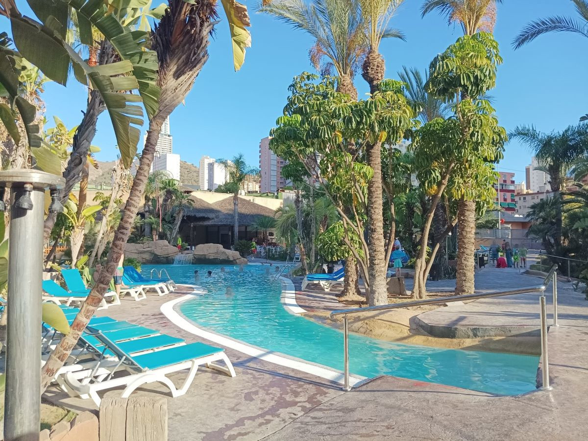 Melia Benidorm - Swimming Pools | AccessAble