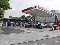 Tesco Eltham High Street Esso Express | AccessAble
