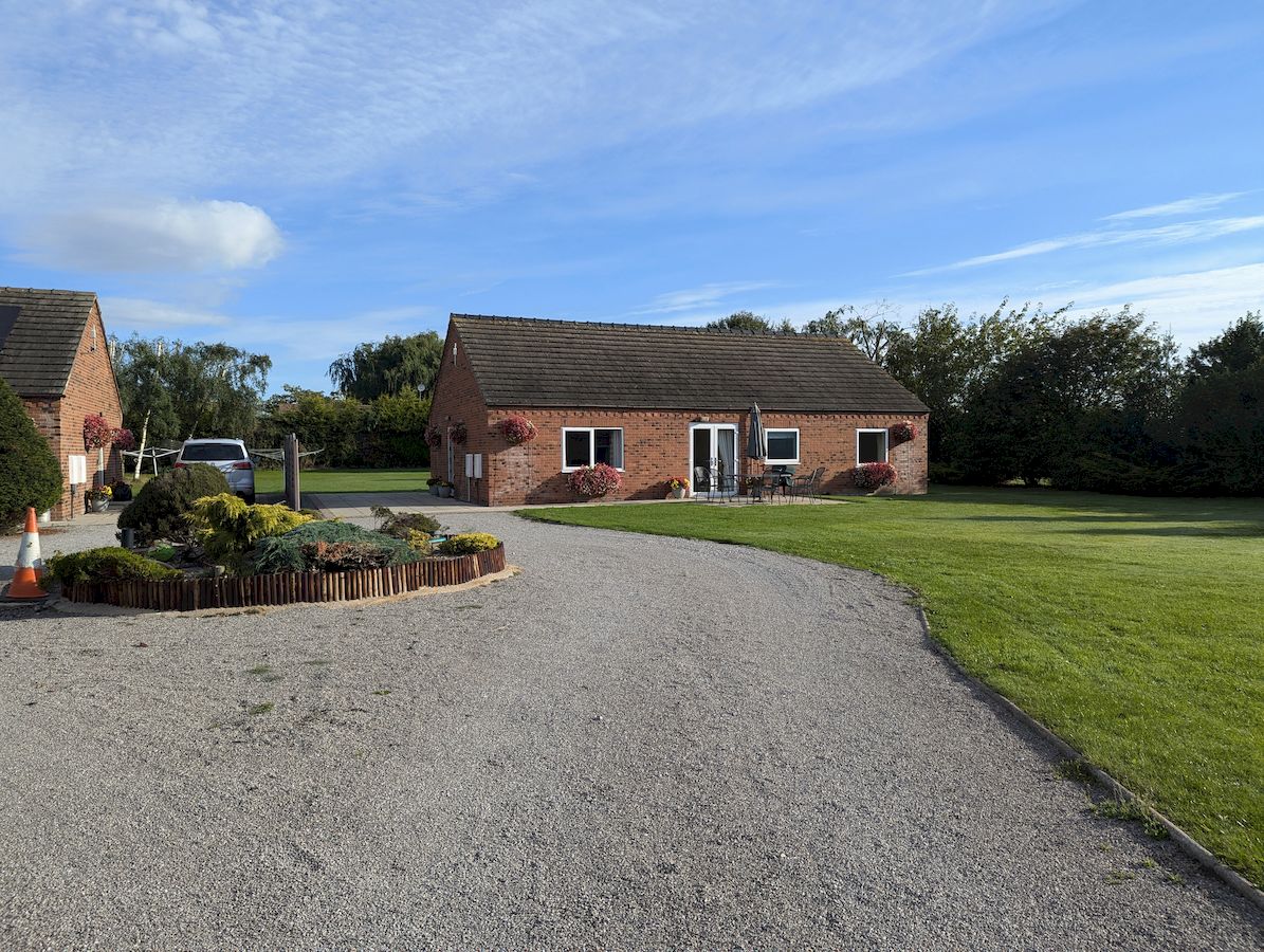 South Newlands Farm - Crown Cottage | AccessAble