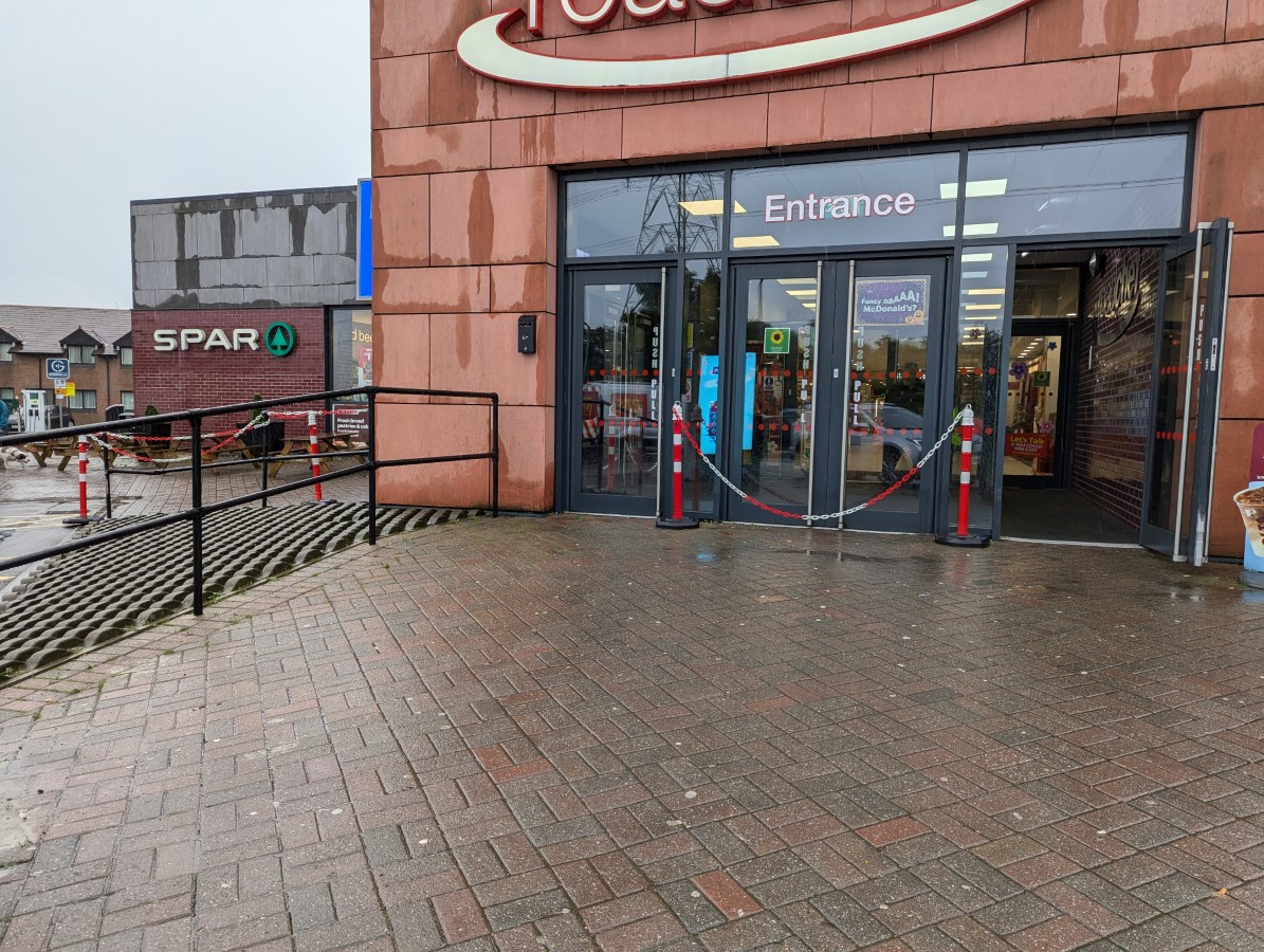 M56 - Chester Services - Roadchef | AccessAble