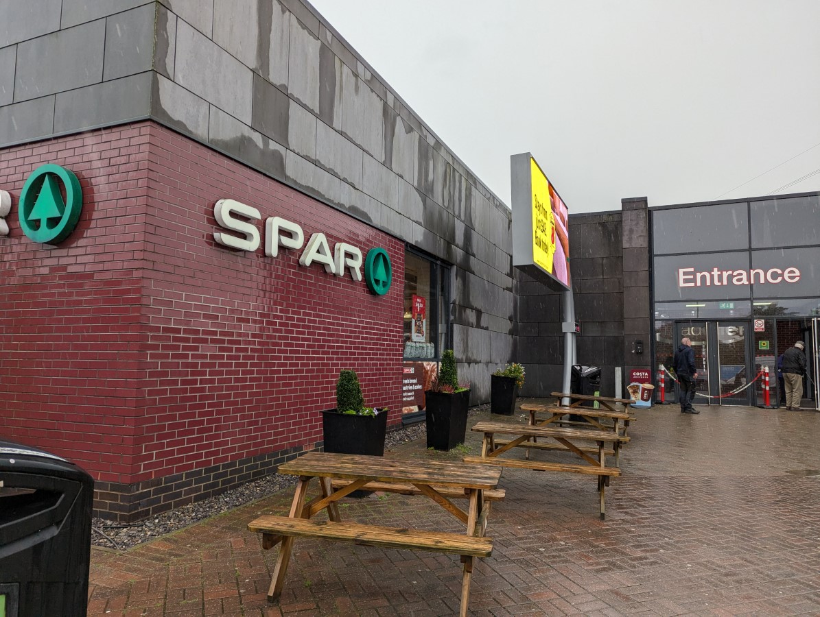 M56 - Chester Services - Roadchef | AccessAble