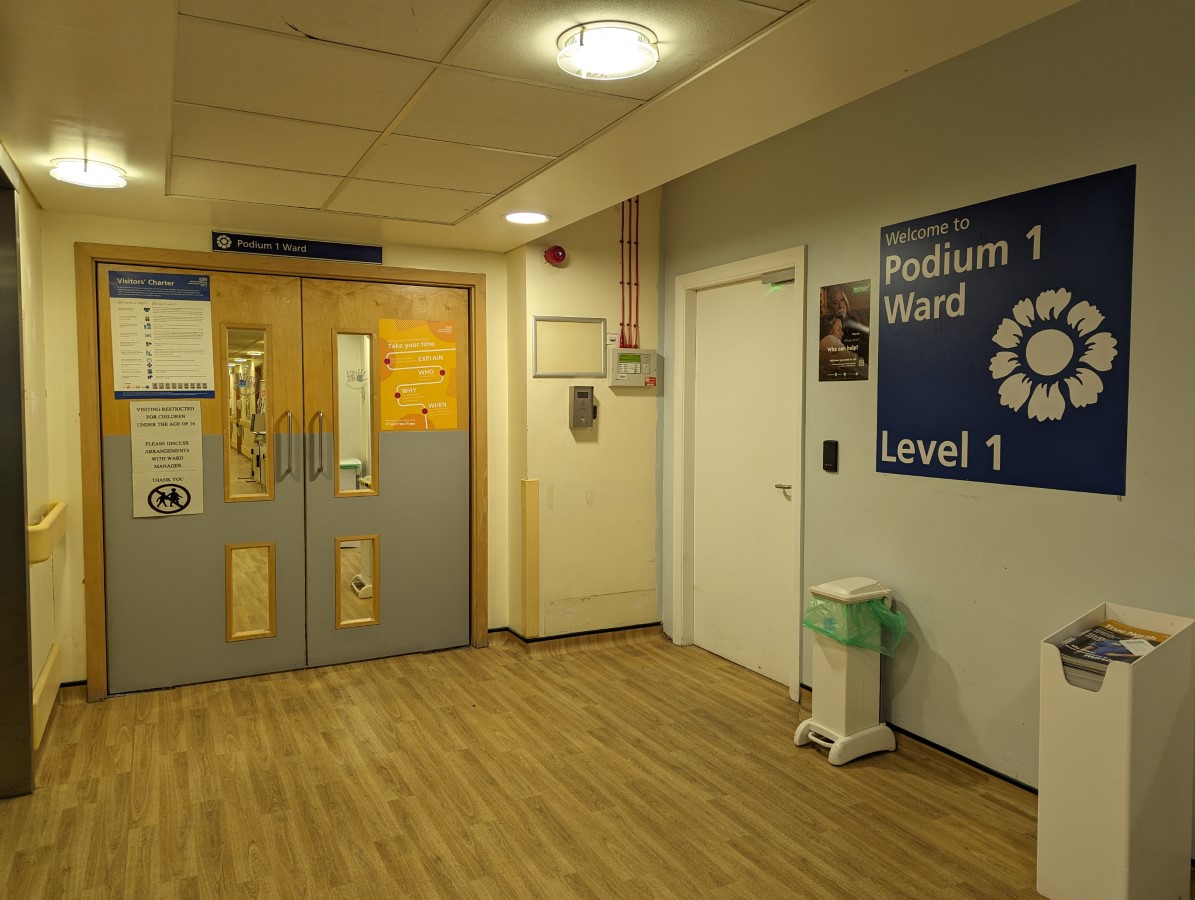 Podium 1 Ward / Oncology Ward | AccessAble