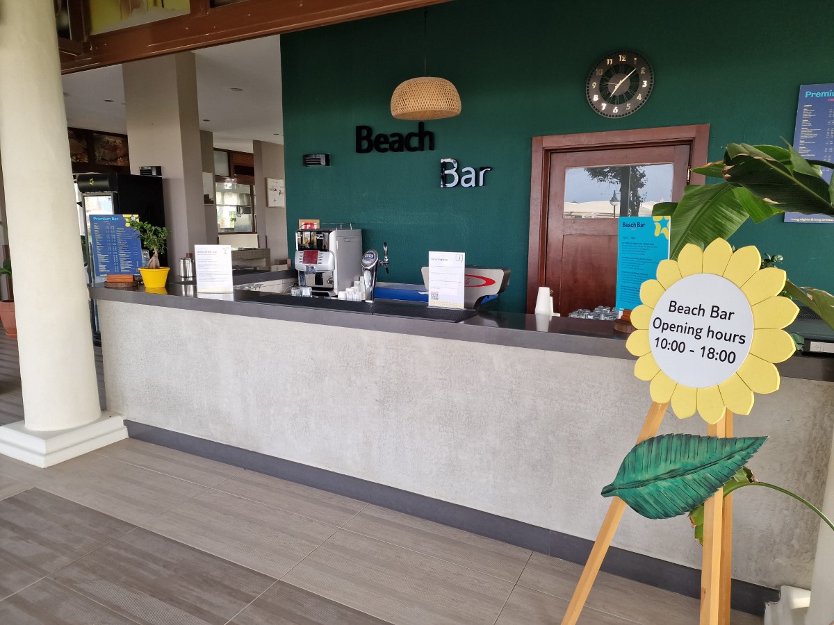 TUI Magic Life Belek - Beach Bar | AccessAble