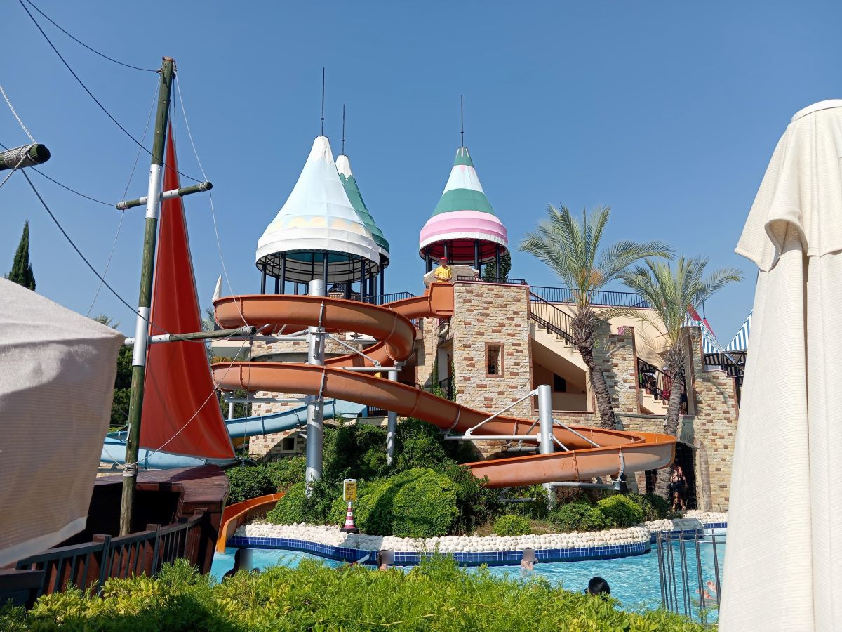 AQI Pegasos Resort - Water Park | AccessAble