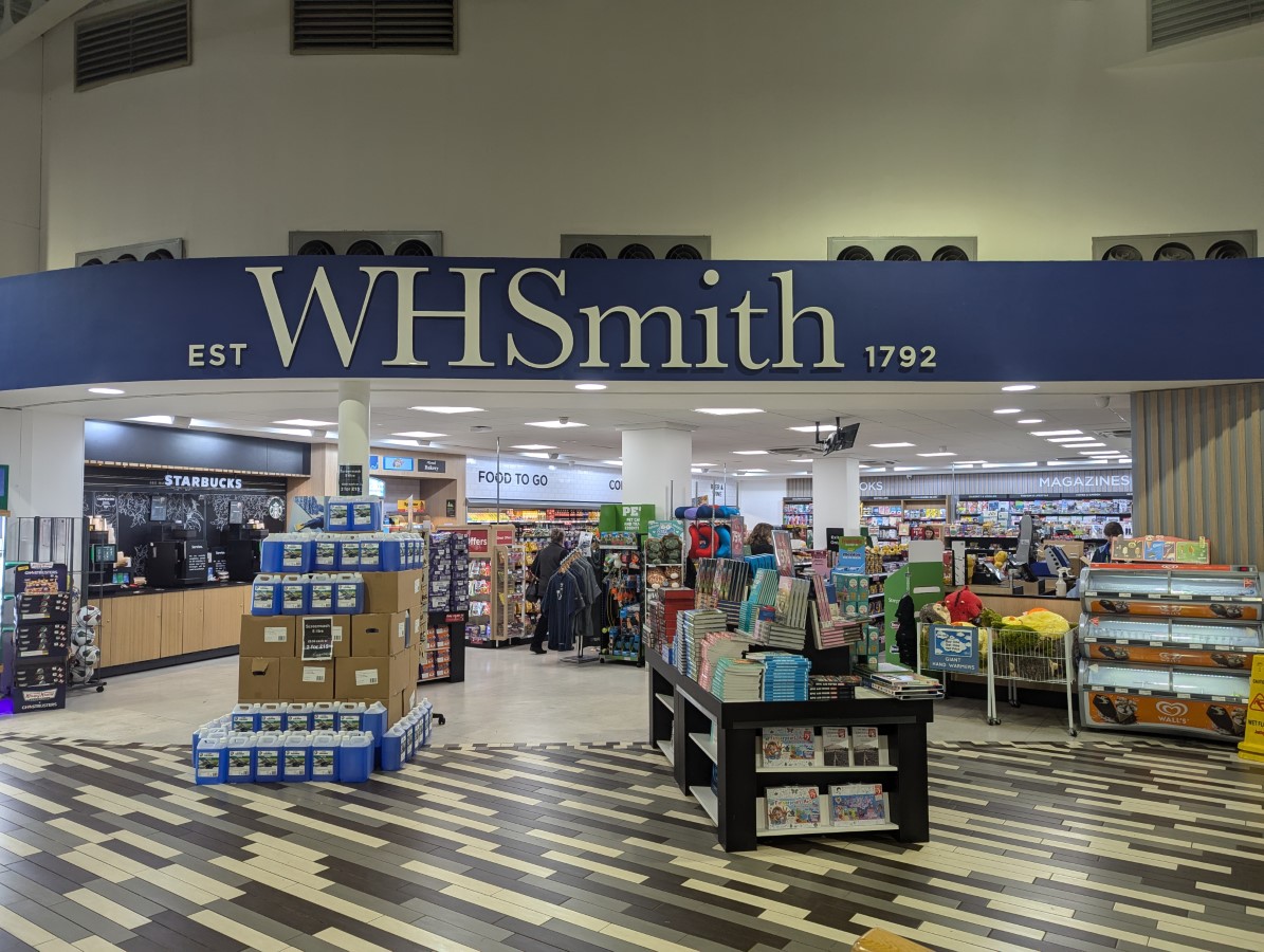 WHSmith - M42 - Hopwood Park Services - Welcome Break | AccessAble