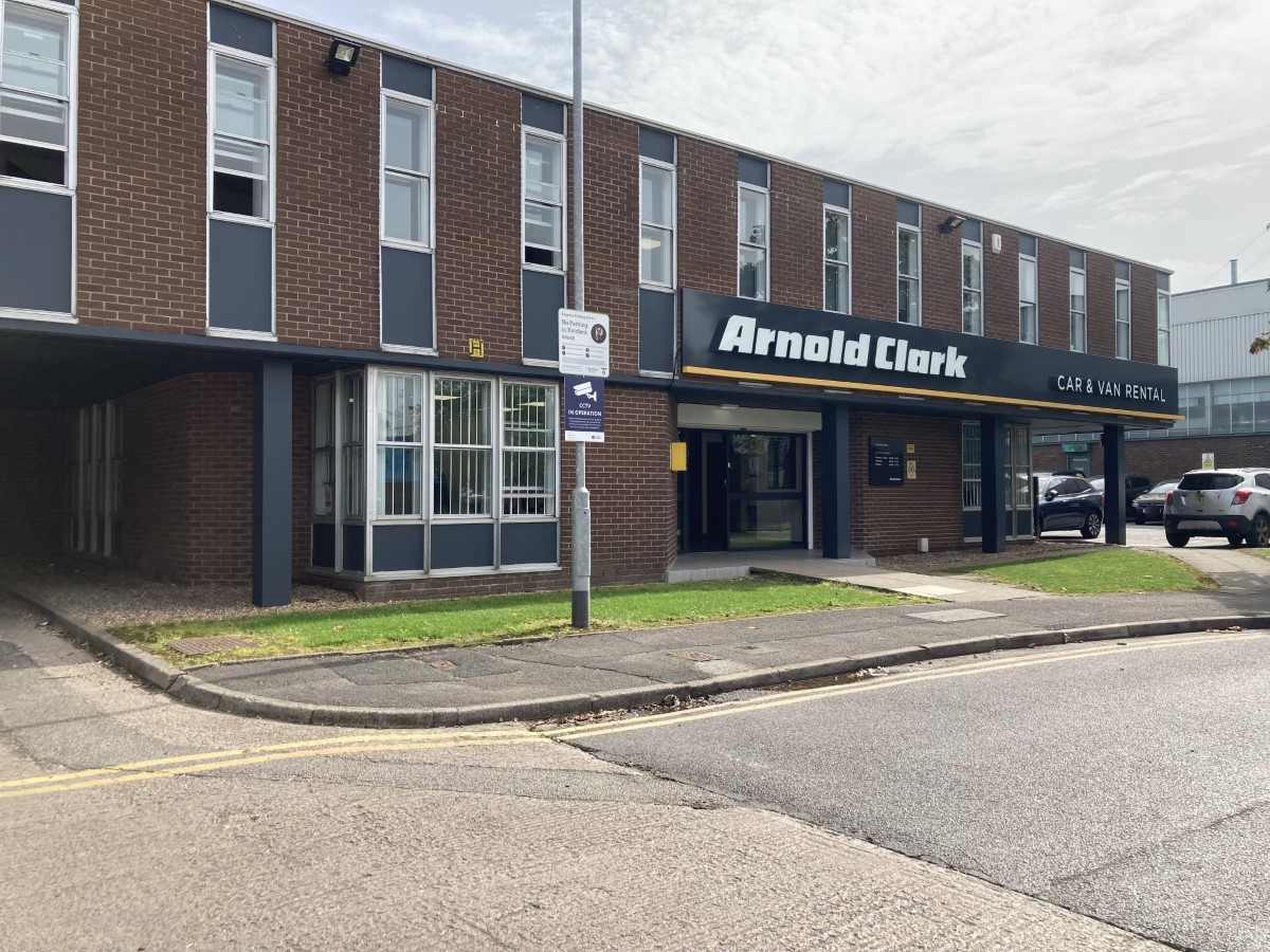 Arnold Clark Car & Van Rental Manchester Airport | AccessAble