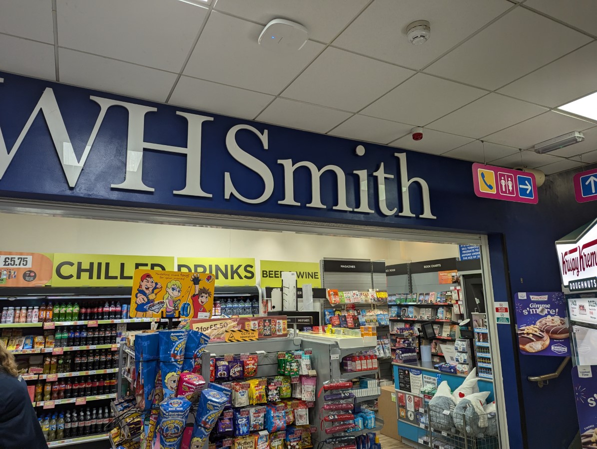 WHSmith - M48 - Severn View Services - Moto | AccessAble