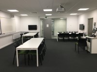 Fleming Building - 014 - PBL De-brief Room | AccessAble