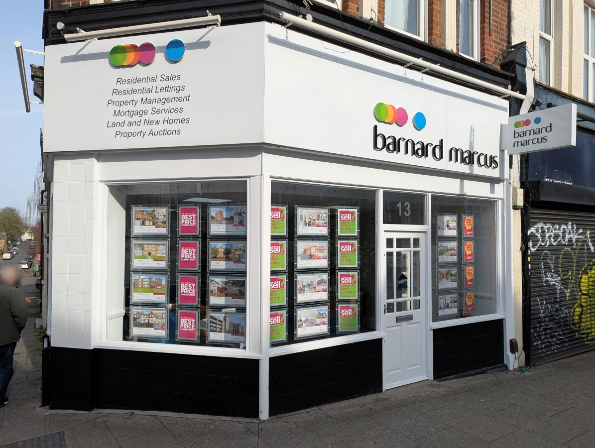 Barnard Marcus - Sydenham | AccessAble